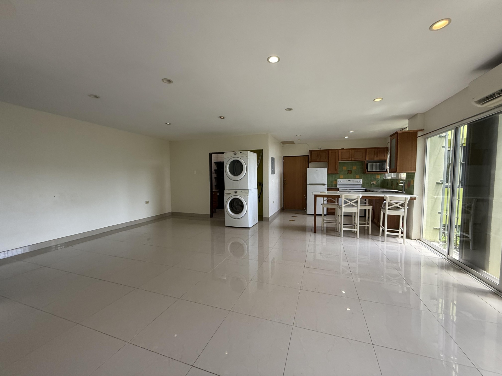 1-Bedroom Studio Apartment for Rent in Cascade, Trinidad